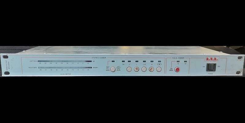 Vysílač ze second handu — nový trend na pirátské scéně? - Pira.cz